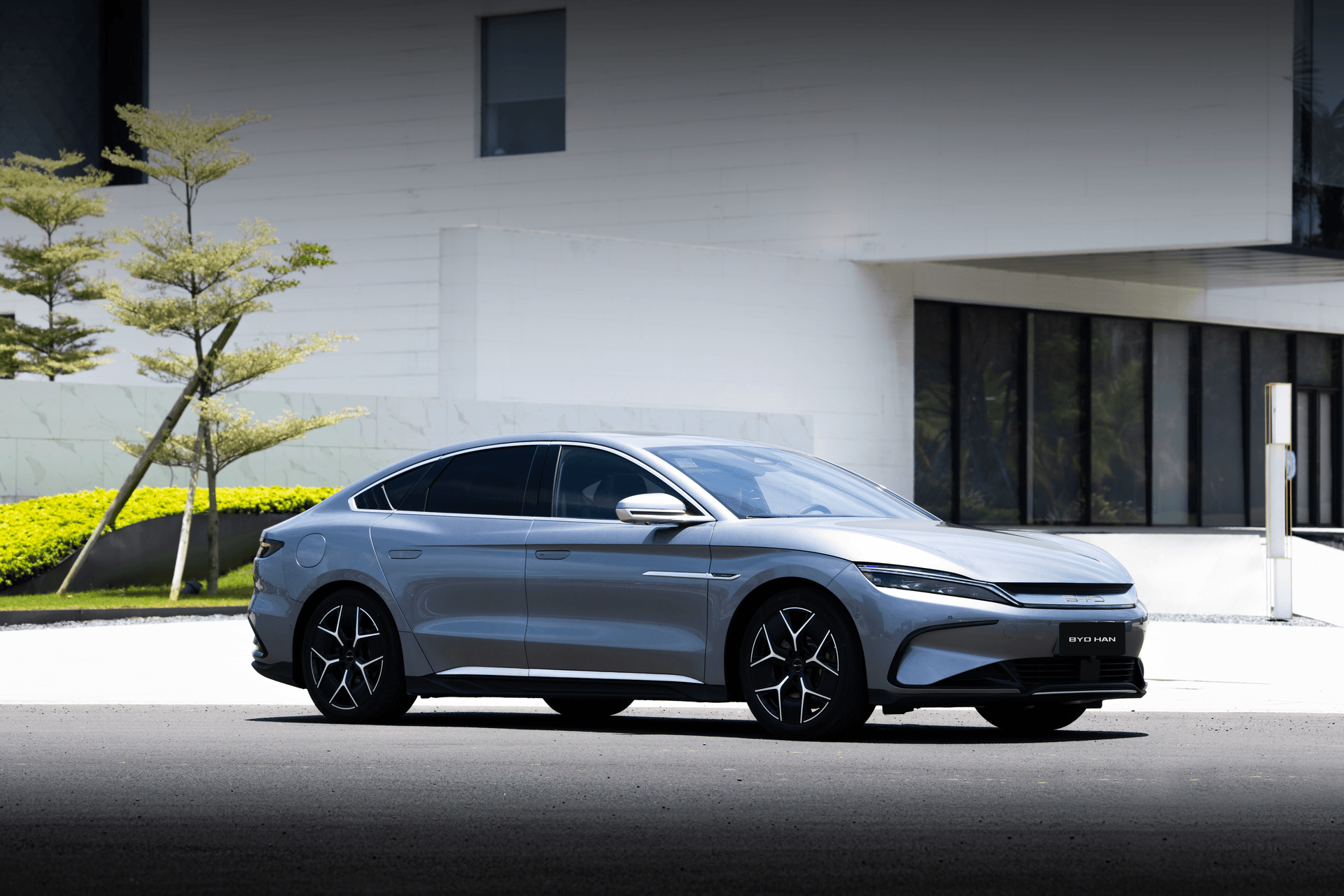 Un icono de lujo, potencia y seguridad | BYD GRUPO PREMIER