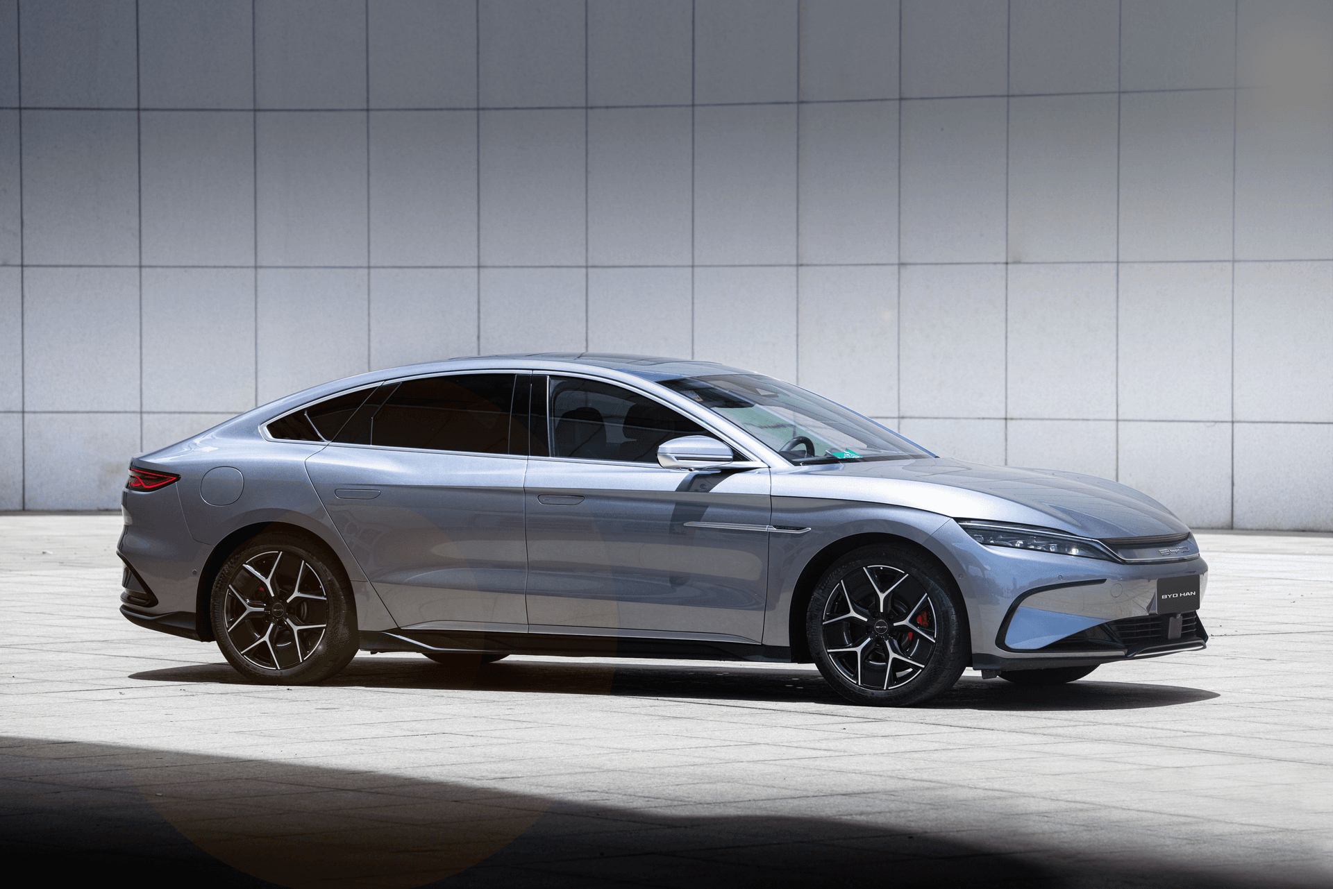 Un icono de lujo, potencia y seguridad | BYD GRUPO PREMIER